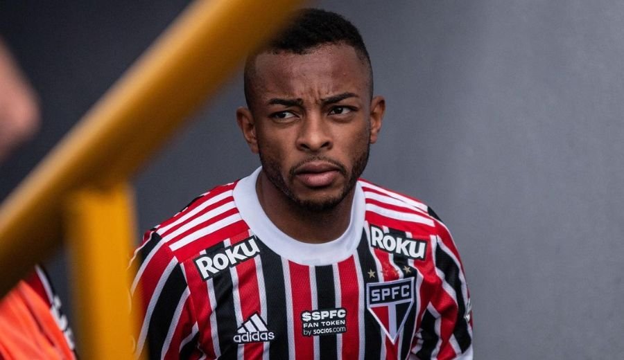 Renovação é conduzida com pessimismo e titular fica cada vez mais longe ...